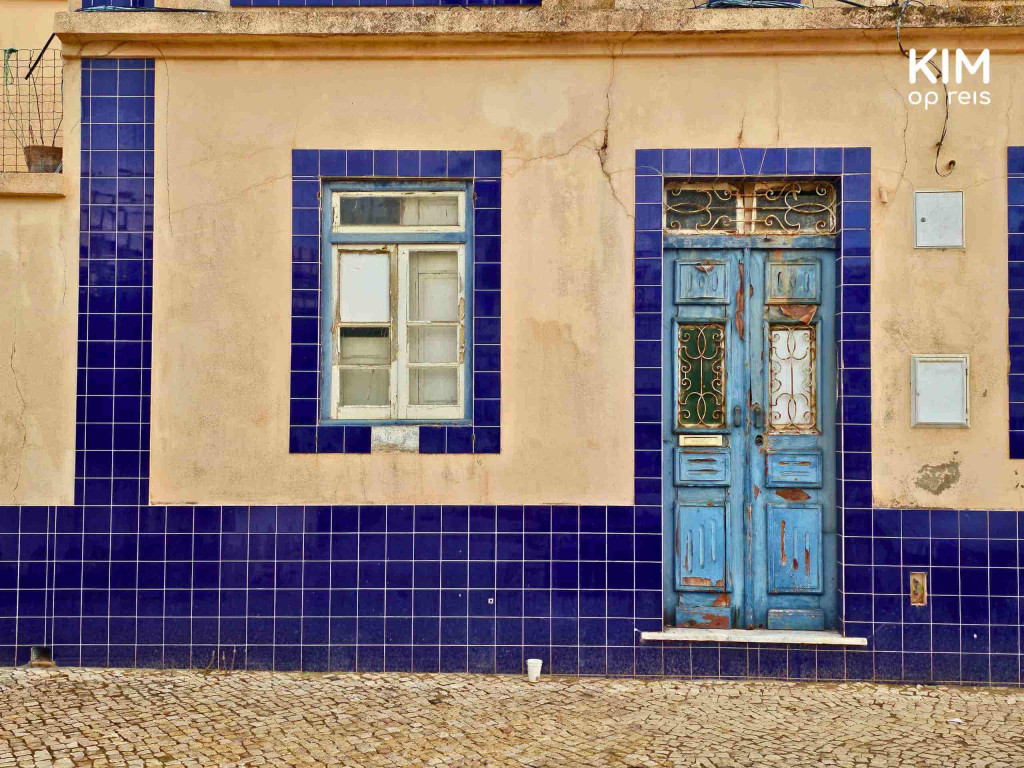 Come and stroll in beautiful Ferragudo, Portugal | Trip Unlocked